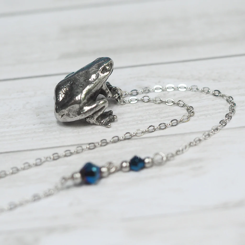 Poison Dart Frog Necklace | Dark Silver Frog Pendant | Rainforest Tree ...